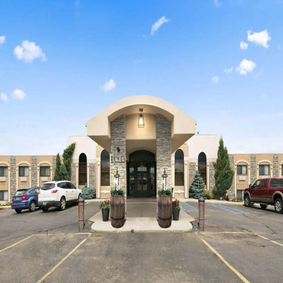 Revel Hotel Minot, Surestay Collection By Best Western in Minot, ND ...
