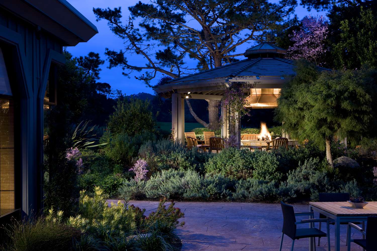 Book Available Rooms at this hotel from 2026-03-16 with Apogee Travel